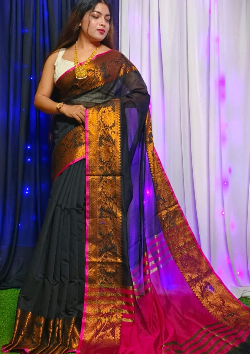 Weaving of Weavers ( Bengal Handloom Saree) – Monamaar